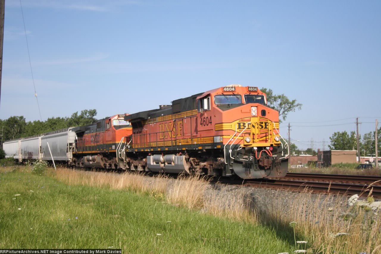 BNSF 4604